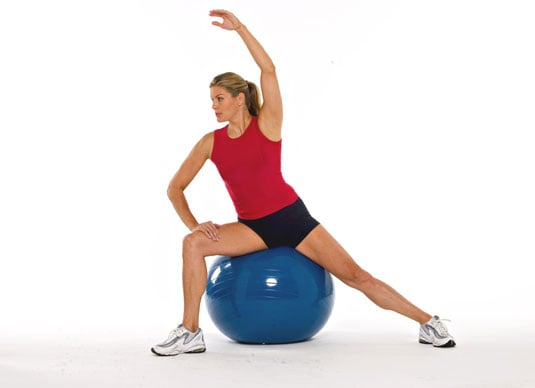 How to Do Side Reaches on an Exercise Ball - dummies