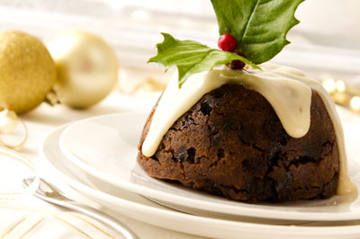 Christmas Pudding with Rum Cream - dummies