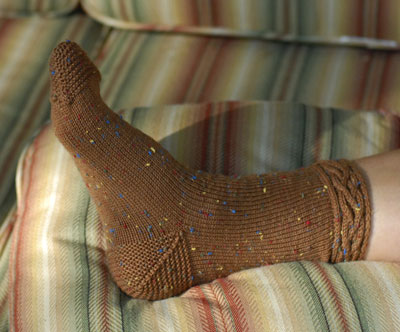 How to Knit Cabled-Cuff Socks - dummies