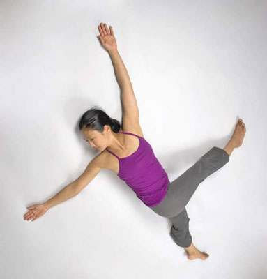 How to Do Reclining Yoga Twist Postures - dummies